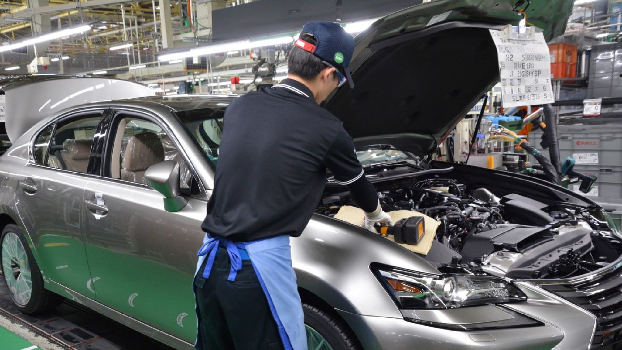 Toyota Japan forced to stop production lines again due to parts ...