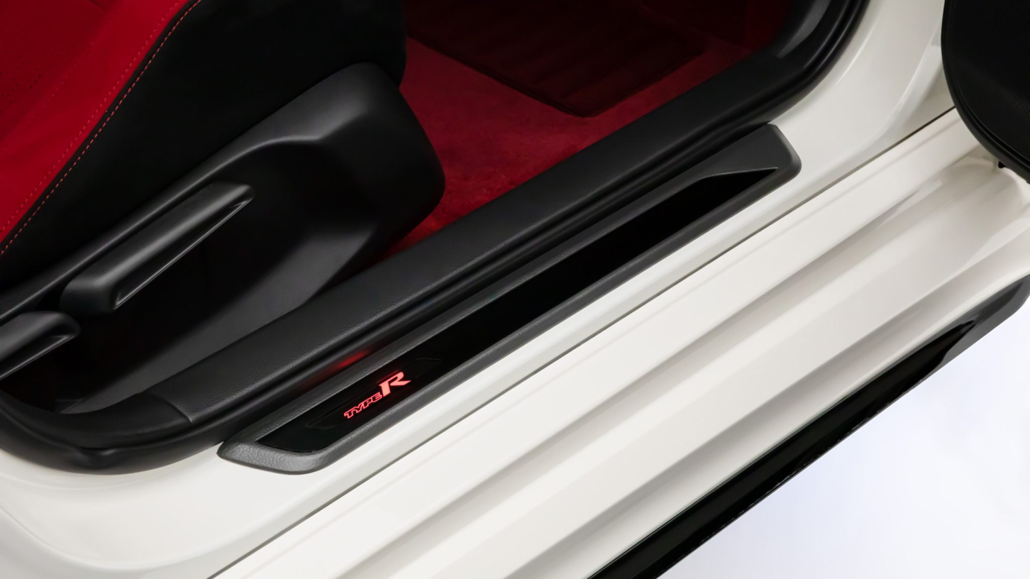 Style Up: Honda Access parts now available for the 2023 Civic Type R ...
