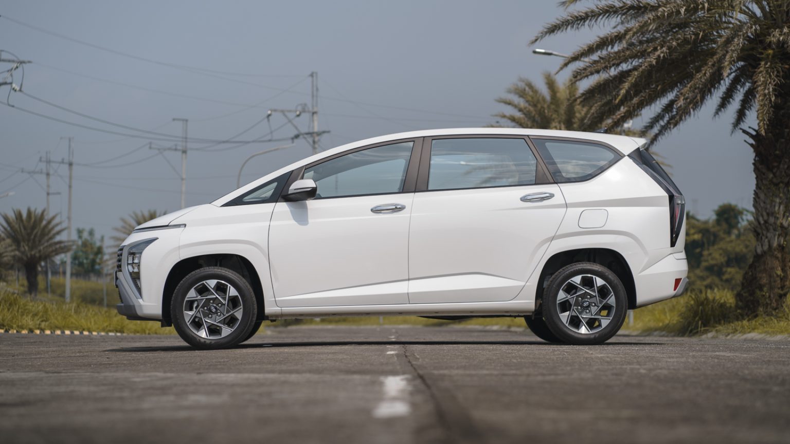 2023 Hyundai Stargazer officially launched, interesting pricing starts ...