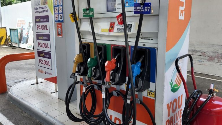 Rollback Streak! Fuel Price Goes Down PHP 0.25 For Gas, PHP 0.60 For ...