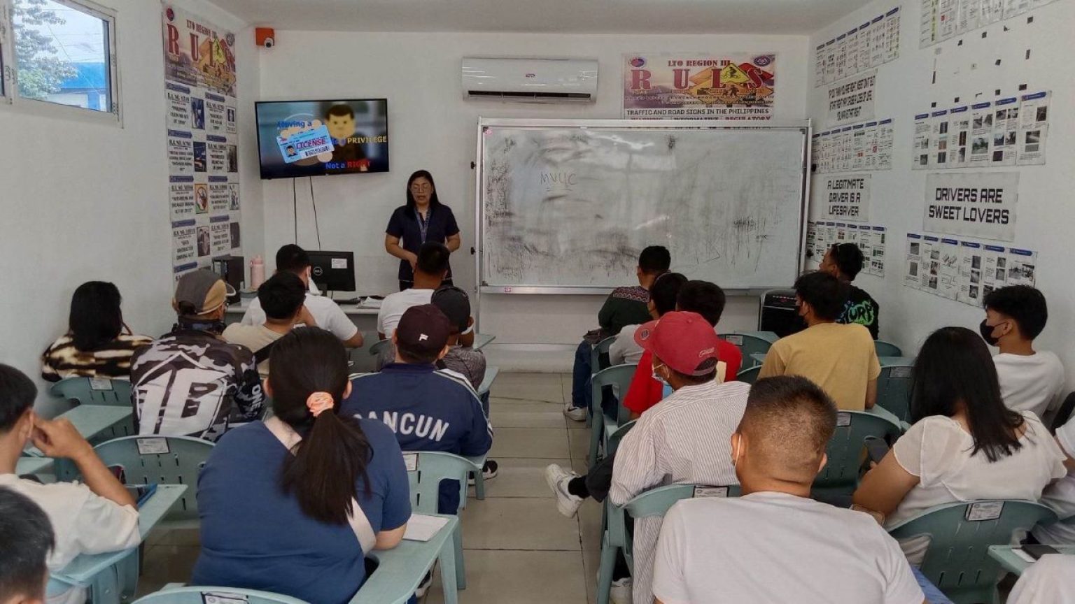 Free 15-hour Theoretical Driving Course At LTO-NCR Pasay Licensing ...