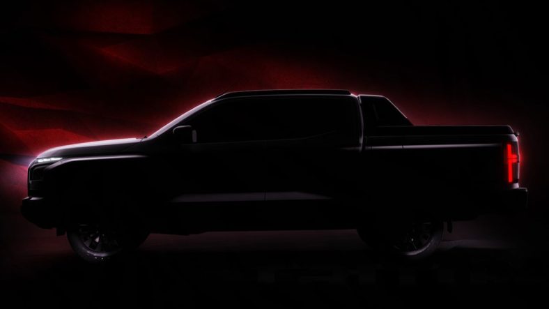 These teaser photos of the 2024 Mitsubishi Strada should get anyone ...