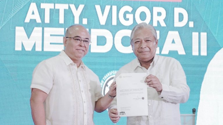 LTO officially turns agency leadership over to new Chief, Atty. Vigor ...