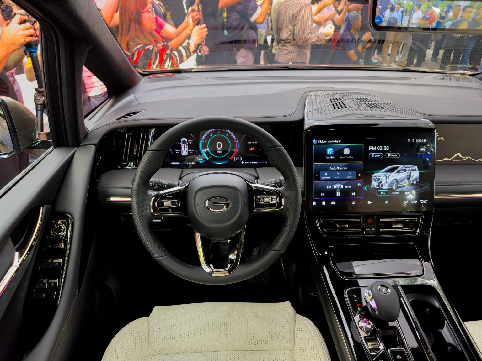 GAC M8 officially lands in the Philippines–Starts at P2,998,000 ...