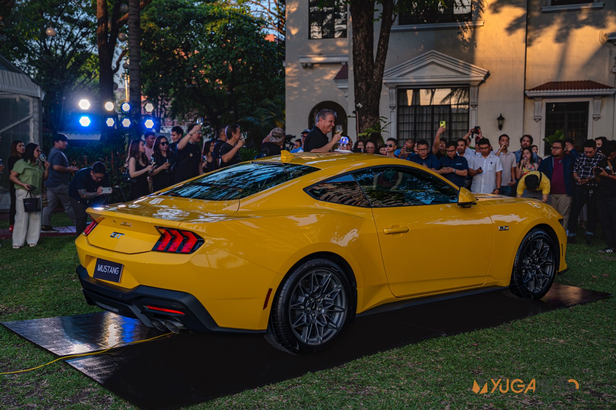 Ford Philippines launches all-new Mustang–Available in 2 variants ...