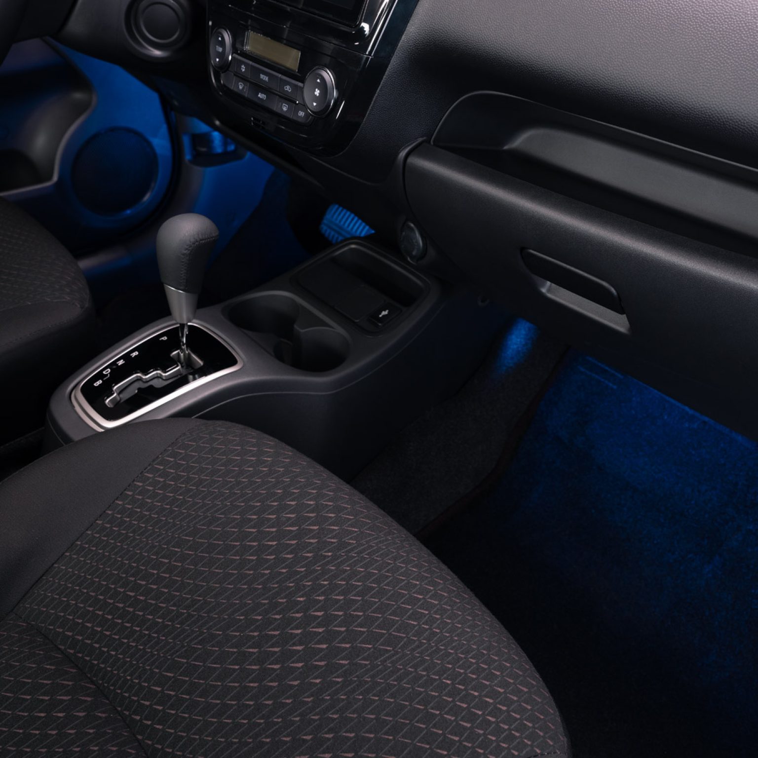 Mitsubishi PH introduces Mirage G4 Black Edition - YugaAuto: Automotive ...