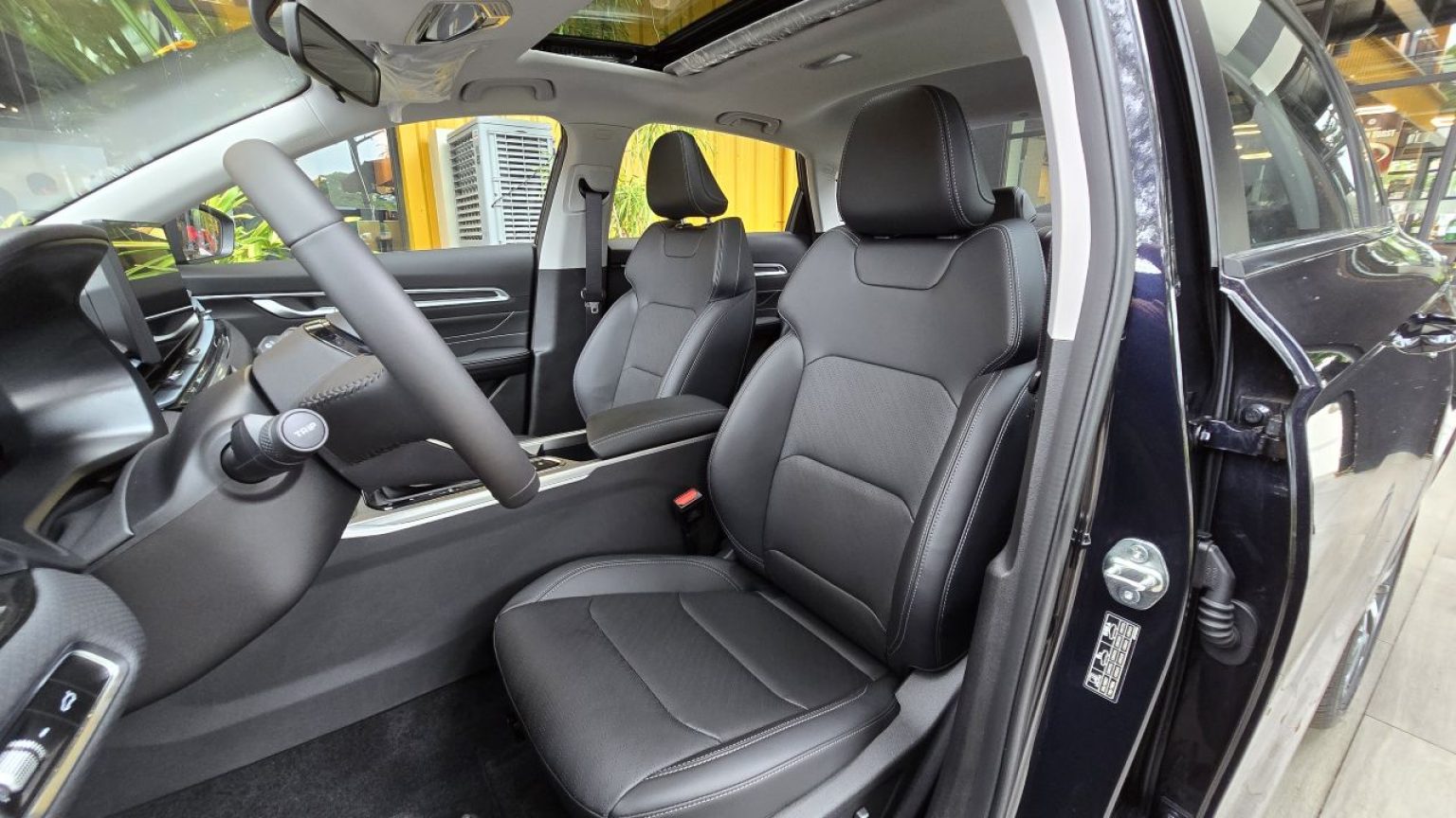 New 2025 Geely Coolray and Emgrand launched, start at PHP 1.139M and ...