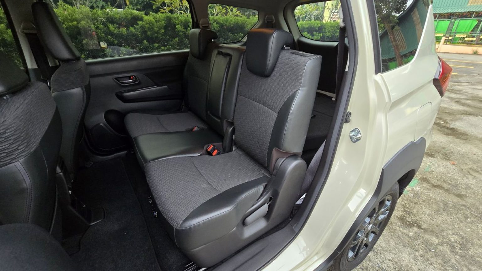 2024 Suzuki XL7 Hybrid Black Upgrade - Good made better with added ...