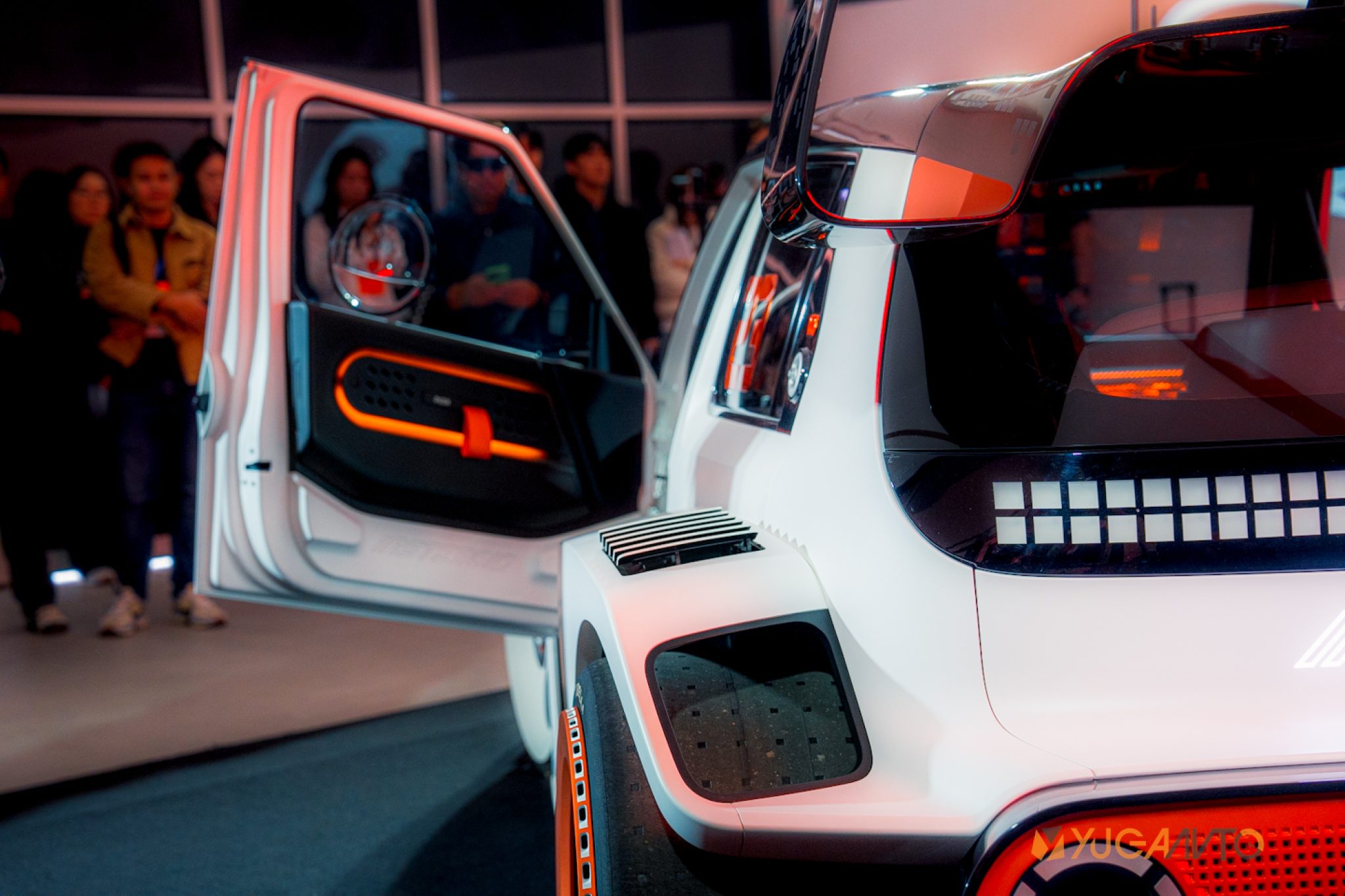 The Hyundai INSTEROID concept is a true glitch in compact SUVs ...