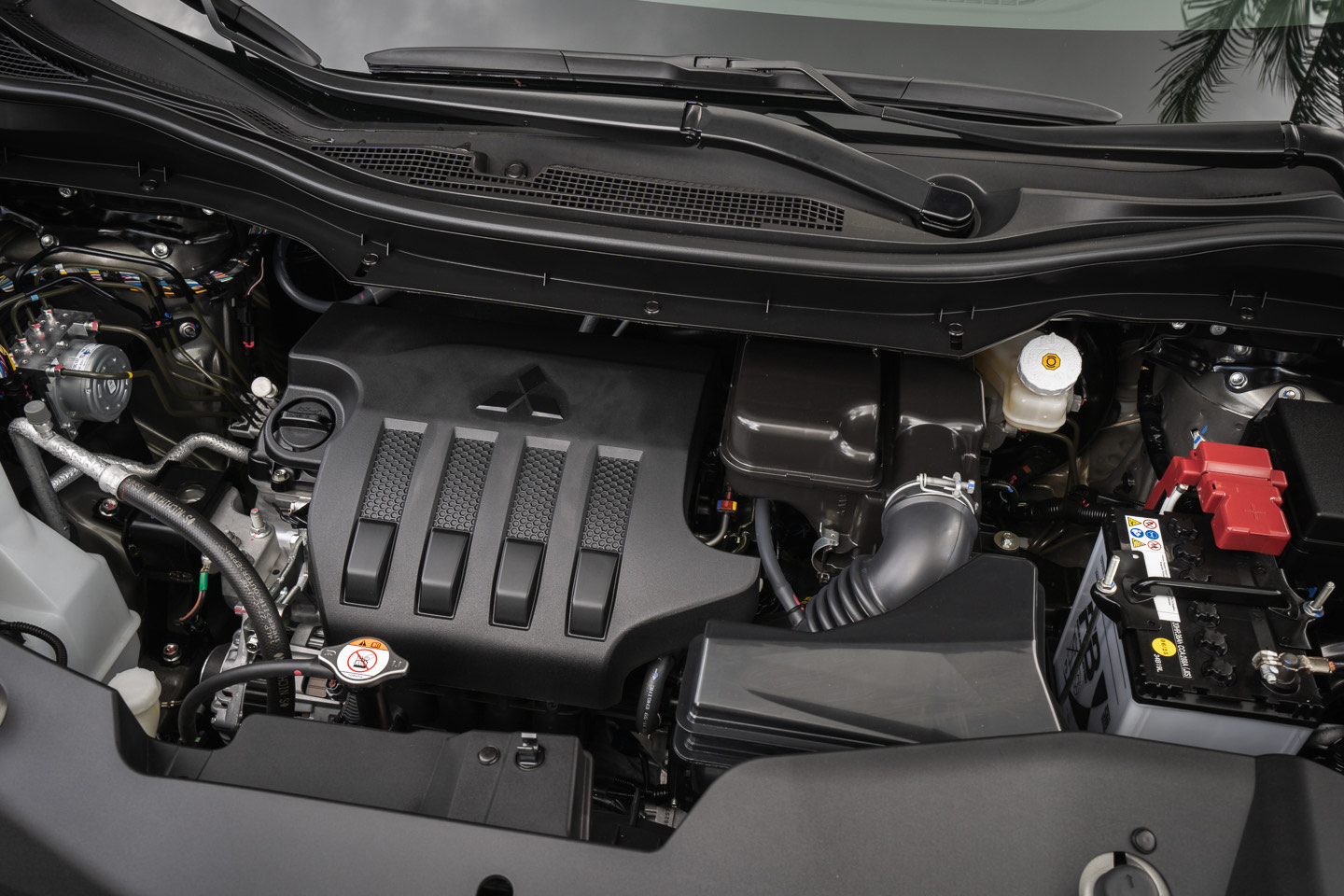 Mitsubishi PH launches updated Xpander and Xpander Cross - YugaAuto ...