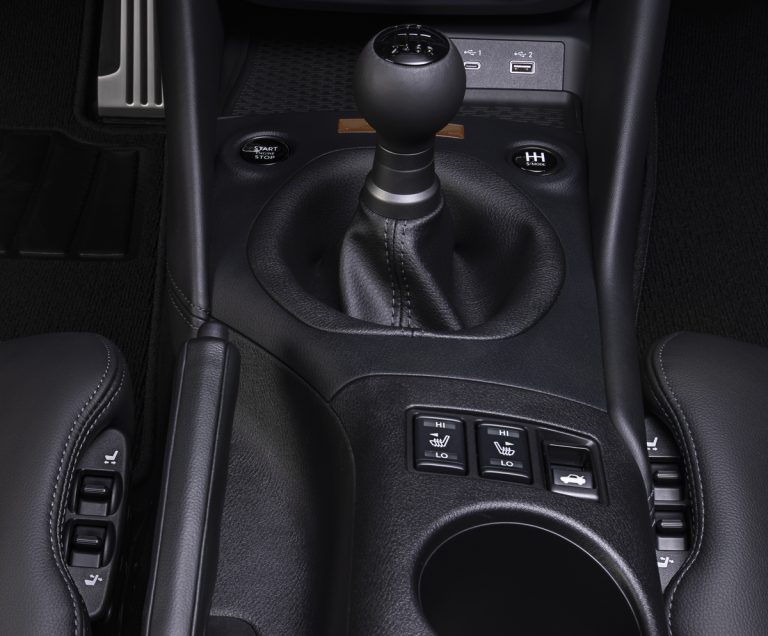 2026 Nissan Z Heritage Edition gets Midnight Purple paint, Z32 300ZX ...