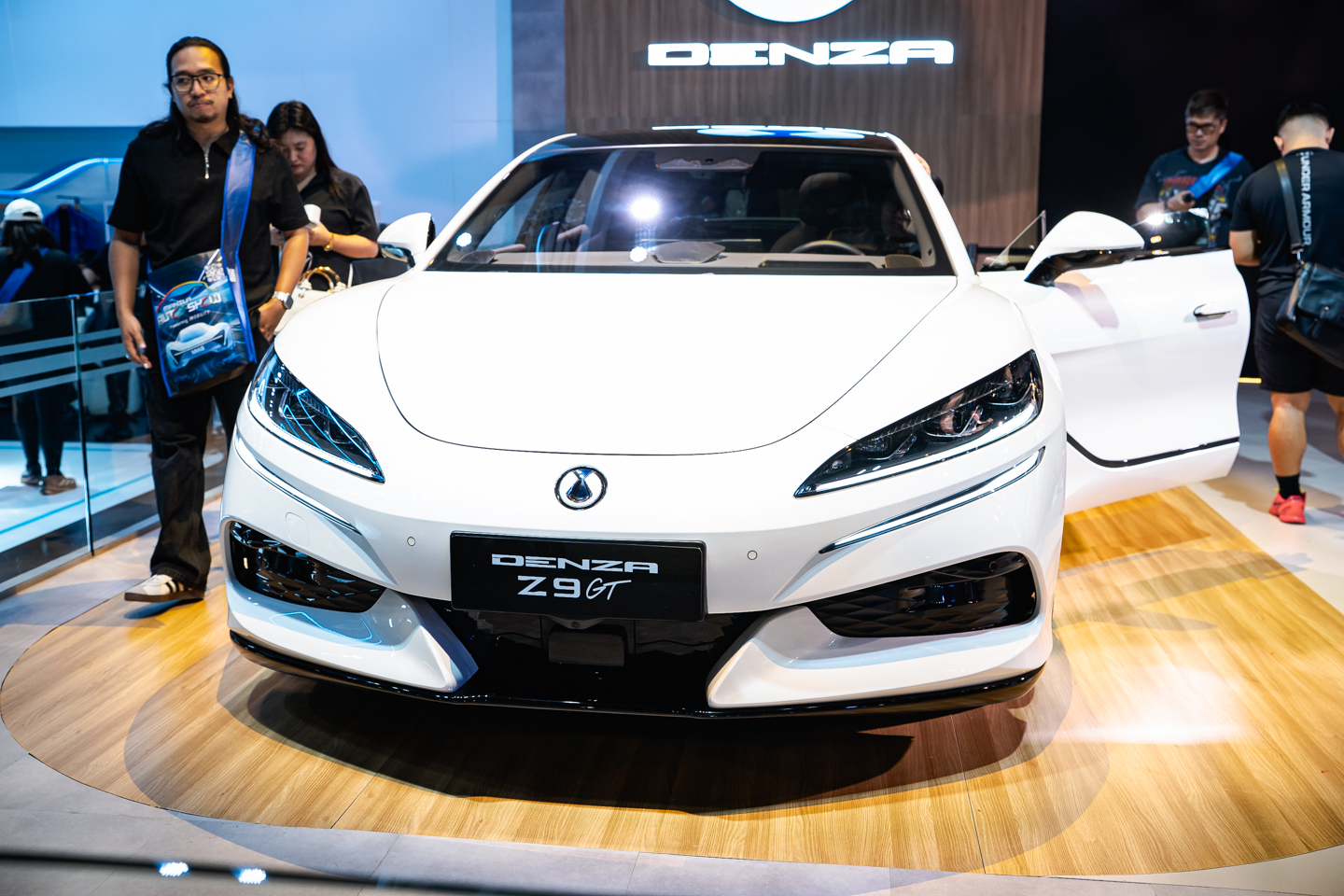 The DENZA B5 and B8 finally launches in the Philippines - YugaAuto ...